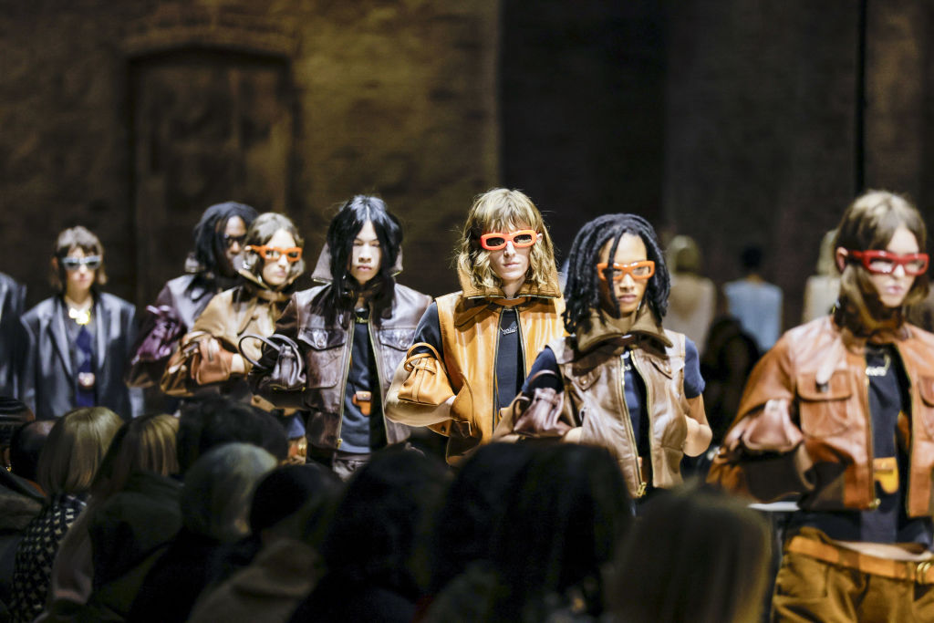 NYファッションウィーク25AW 注目ルック8選 | GLADDプラス