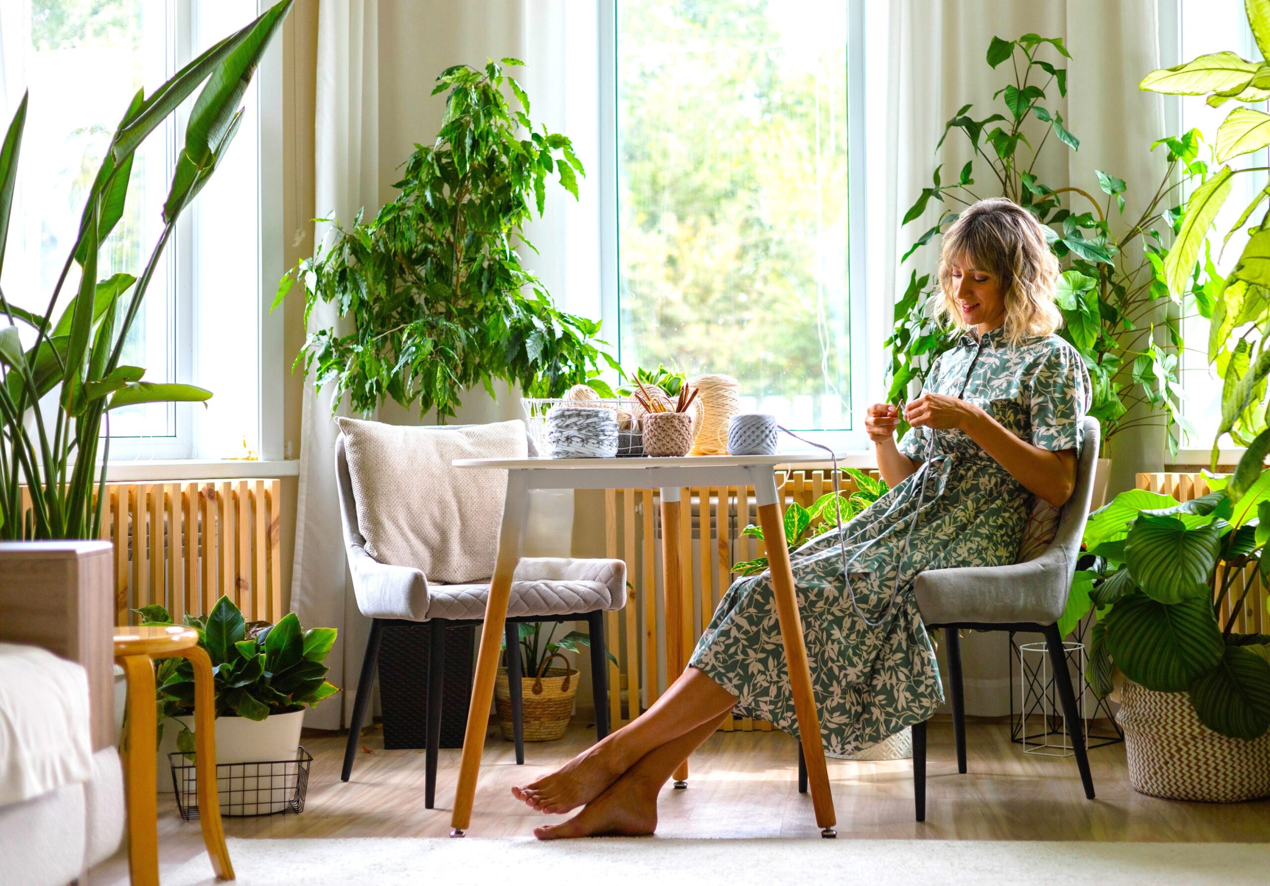 《5月の休日》忙しい毎日に「グリーン」でひと息。癒しのファッション＆インテリア | GLADDプラス