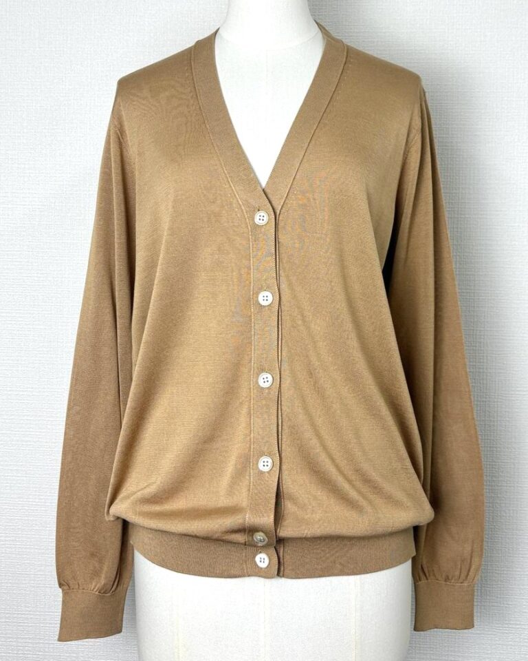 《GLADDで「上質」をお得に》大人の毎日に心地よい【SLOANE】のニットの秘密。 | GLADDプラス